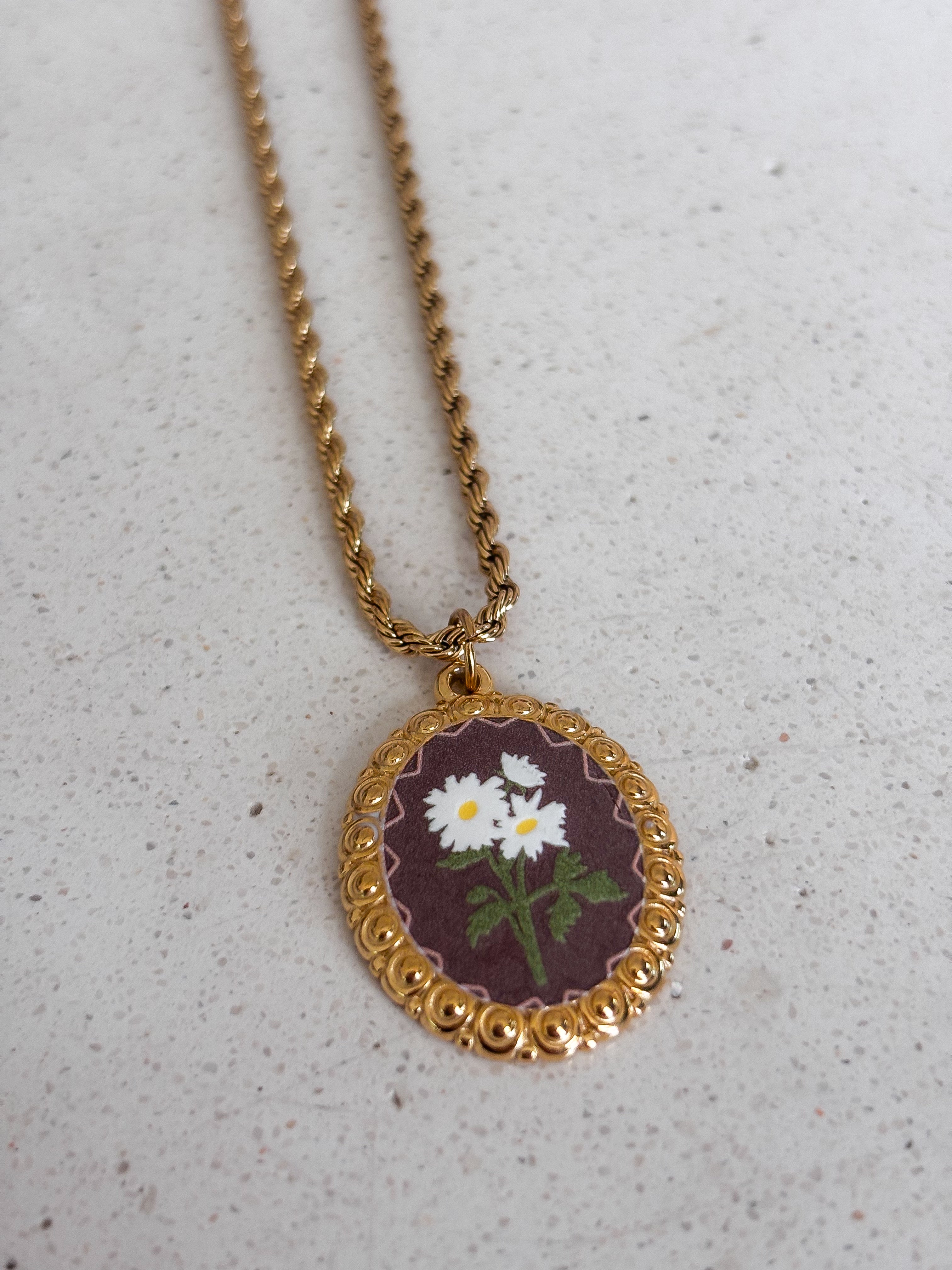 Cadena "Flower Camafeo" – pálida joyería